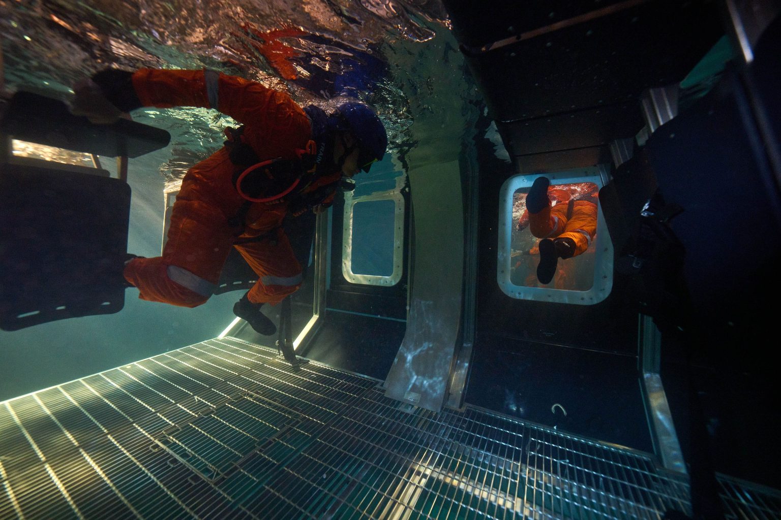 HUET (Helicopter Underwater) Course » ATI ONGC